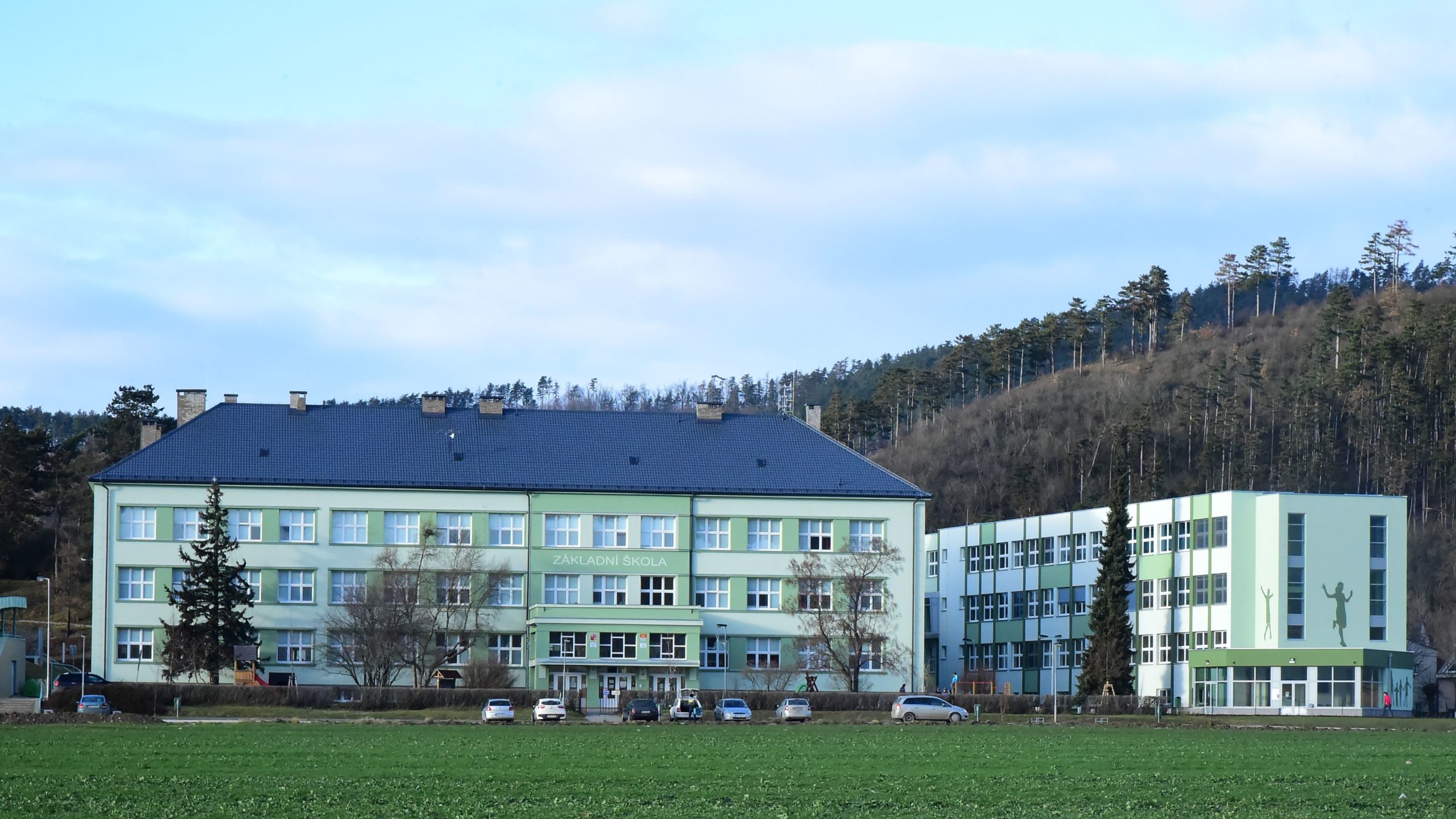 ZŠ, MŠ Králův dvůr - HL System